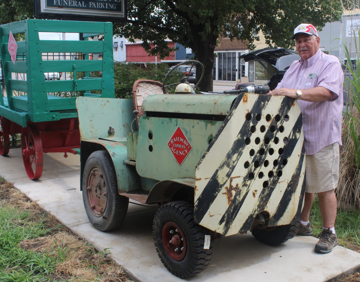 The UPS of Yesterday - Harvey County Historical Society